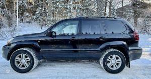 Melns Lexus GX 470 2004 Viļņa, ar dzinēja tilpumu 4.70 L un nobraukumu 230 tūkst. km par 7700 €, foto 5 vietnē AUTOMOTO.COM.LV