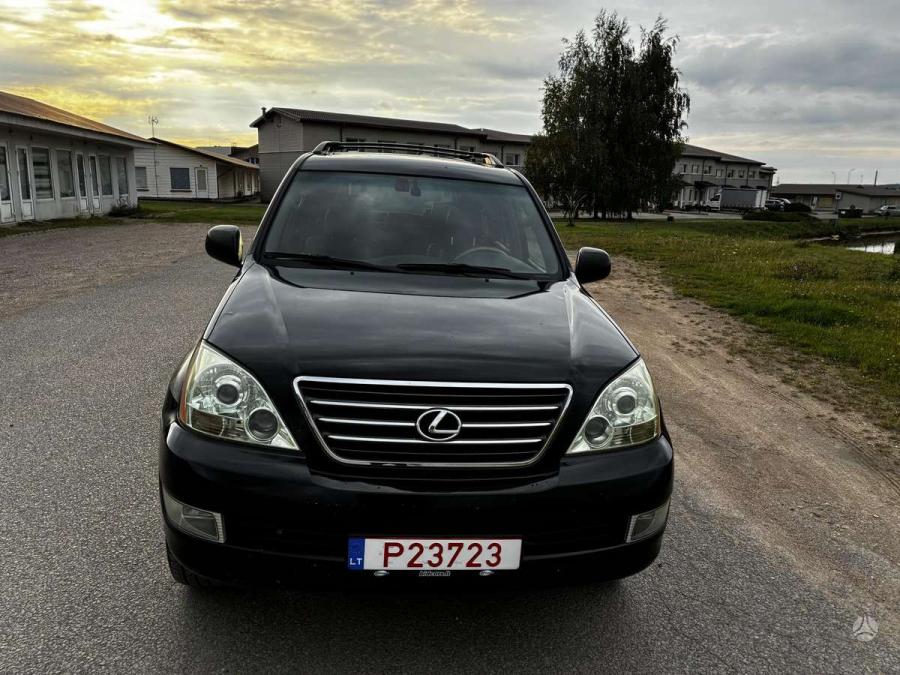 Black Lexus GX 470 2004 in Vilnius, with an engine capacity of 4.66 L and mileage of 240 thousand km for 7500 €, photo 4 on AUTOMOTO.COM.LV