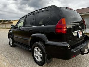 Black Lexus GX 470 2004 in Vilnius, with an engine capacity of 4.66 L and mileage of 240 thousand km for 7500 €, photo 12 on AUTOMOTO.COM.LV