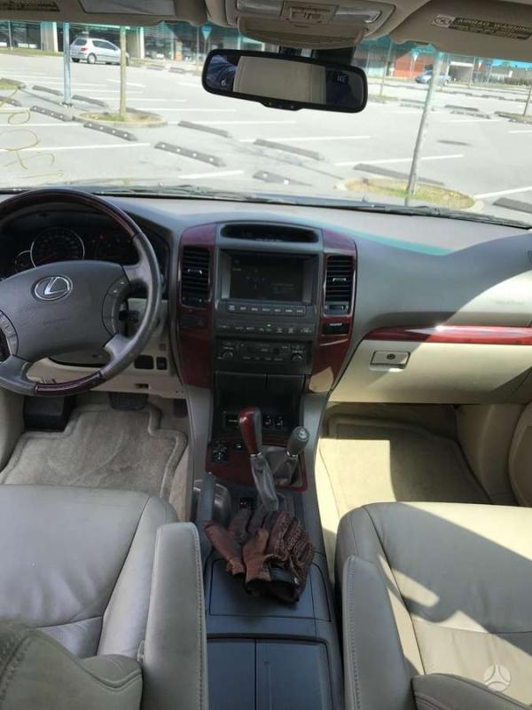 Черный Лексус GX 470 2008 в Клайпеда, объемом двигателя 4.70 л и пробегом 207 тыс. км за 7000 €, фото 6 на AUTOMOTO.COM.LV