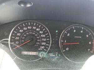 Melns Lexus GX 470 2008 Klaipėda, ar dzinēja tilpumu 4.70 L un nobraukumu 207 tūkst. km par 7000 €, foto 13 vietnē AUTOMOTO.COM.LV