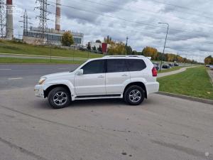 Balts Lexus GX 470 2009 Kauņa, ar dzinēja tilpumu 4.70 L un nobraukumu 236 tūkst. km par 11500 €, foto 6 vietnē AUTOMOTO.COM.LV