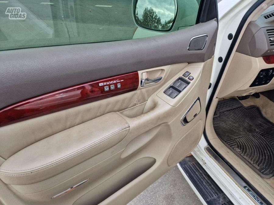 Balts Lexus GX 470 2009 Kauņa, ar dzinēja tilpumu 4.70 L un nobraukumu 236 tūkst. km par 11500 €, foto 13 vietnē AUTOMOTO.COM.LV