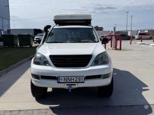 Yellow Lexus GX 470 2007 in Klaipeda, with an engine capacity of 4.70 L and mileage of 220 thousand km for 14999 €, photo 3 on AUTOMOTO.COM.LV