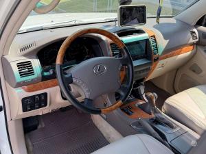 Yellow Lexus GX 470 2007 in Klaipeda, with an engine capacity of 4.70 L and mileage of 220 thousand km for 14999 €, photo 11 on AUTOMOTO.COM.LV