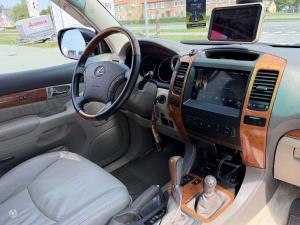 Yellow Lexus GX 470 2007 in Klaipeda, with an engine capacity of 4.70 L and mileage of 220 thousand km for 14999 €, photo 22 on AUTOMOTO.COM.LV