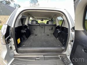 Lexus GX 2016 in Kuldiga, with an engine capacity of 4.60 L and mileage of 143 thousand km for 30500 €, photo 11 on AUTOMOTO.COM.LV