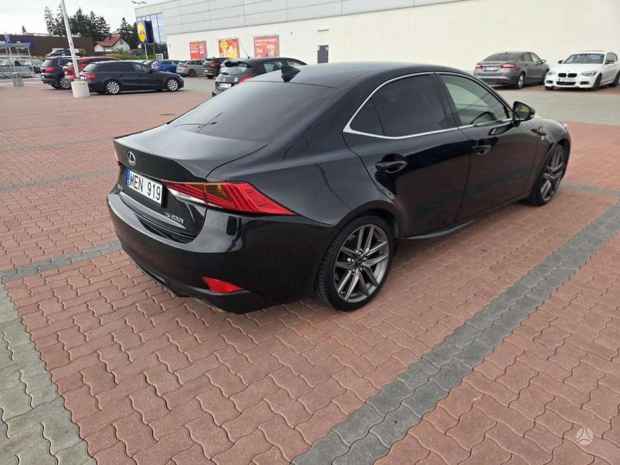 Melns Lexus IS 200 2017 Klaipėda, ar dzinēja tilpumu 2.00 L un nobraukumu 105 tūkst. km par 18500 €, foto 6 vietnē AUTOMOTO.COM.LV
