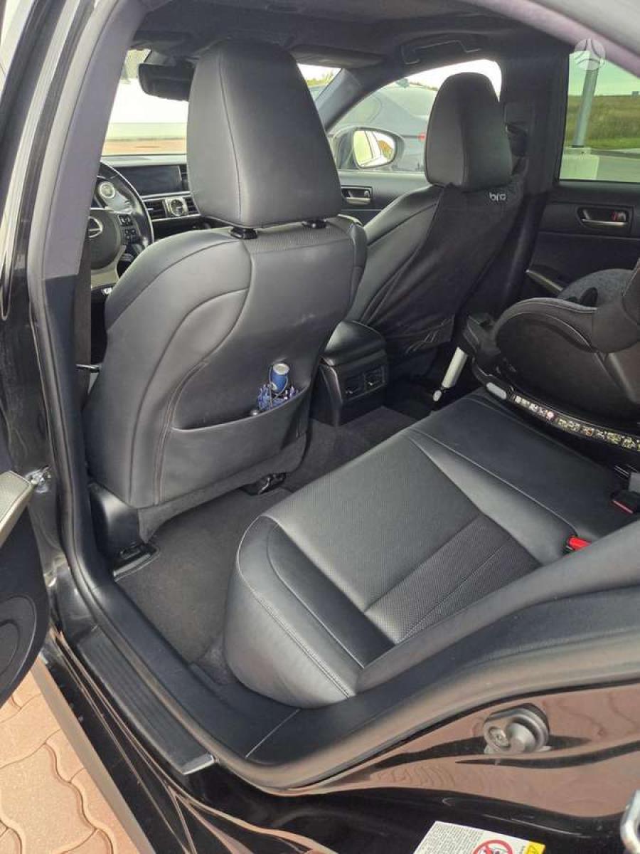 Melns Lexus IS 200 2017 Klaipėda, ar dzinēja tilpumu 2.00 L un nobraukumu 105 tūkst. km par 18500 €, foto 12 vietnē AUTOMOTO.COM.LV