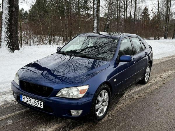 Zils Lexus IS 200 2001 Prienai, ar dzinēja tilpumu 1.99 L un nobraukumu 218 tūkst. km par 2000 €, foto 1 vietnē AUTOMOTO.COM.LV