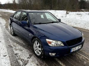 Blue Lexus IS 200 2001 in Prienai, with an engine capacity of 1.99 L and mileage of 218 thousand km for 2000 €, photo 2 on AUTOMOTO.COM.LV