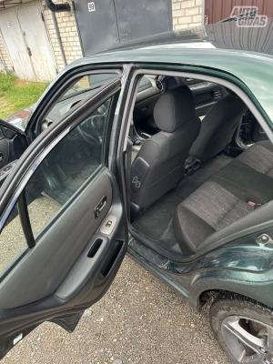 Zaļš Lexus IS 200 1999 Vievis, ar dzinēja tilpumu 2.00 L un nobraukumu 327 tūkst. km par 3600 €, foto 11 vietnē AUTOMOTO.COM.LV