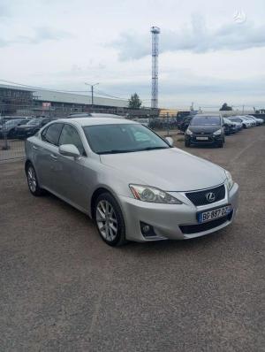 Grey Lexus IS 200 2011 in Kaunas, with an engine capacity of 2.20 L and mileage of 240 thousand km for 3500 €, photo 3 on AUTOMOTO.COM.LV