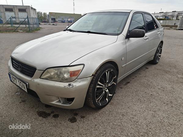 Lexus IS 200 1999 Pērnava, ar dzinēja tilpumu 2.00 L un nobraukumu 454 tūkst. km par 2200 €, foto 1 vietnē AUTOMOTO.COM.LV