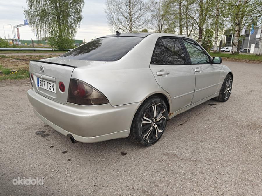 Lexus IS 200 1999 Pērnava, ar dzinēja tilpumu 2.00 L un nobraukumu 454 tūkst. km par 2200 €, foto 4 vietnē AUTOMOTO.COM.LV