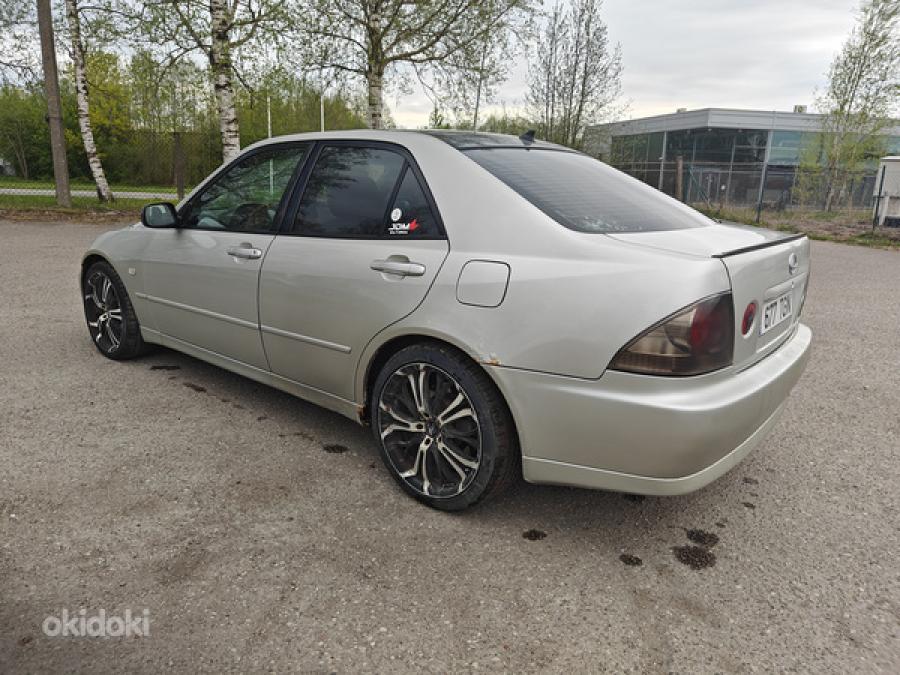 Lexus IS 200 1999 Pērnava, ar dzinēja tilpumu 2.00 L un nobraukumu 454 tūkst. km par 2200 €, foto 5 vietnē AUTOMOTO.COM.LV