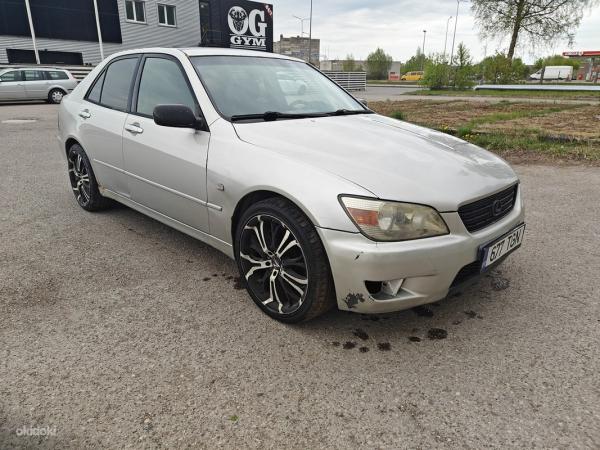 Lexus IS 200 1999 Pērnava, ar dzinēja tilpumu 2.00 L un nobraukumu 454 tūkst. km par 2200 €, foto 7 vietnē AUTOMOTO.COM.LV