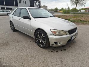 Lexus IS 200 1999 Pērnava, ar dzinēja tilpumu 2.00 L un nobraukumu 454 tūkst. km par 2200 €, foto 8 vietnē AUTOMOTO.COM.LV