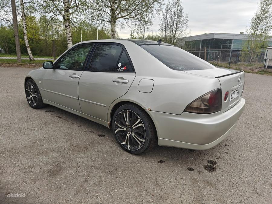 Lexus IS 200 1999 Pērnava, ar dzinēja tilpumu 2.00 L un nobraukumu 454 tūkst. km par 2200 €, foto 10 vietnē AUTOMOTO.COM.LV