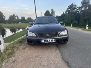 Lexus IS 200 2000 Kauņa, ar dzinēja tilpumu 1.99 L un nobraukumu 304 tūkst. km par 2750 €, foto 3 vietnē AUTOMOTO.COM.LV
