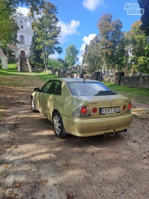 Lexus IS 200 2002 in Vilnius, with an engine capacity of 2.00 L and mileage of 219 thousand km for 2950 €, photo  on AUTOMOTO.COM.LV
