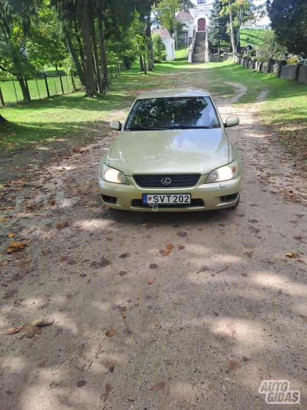 Lexus IS 200 2002 Viļņa, ar dzinēja tilpumu 2.00 L un nobraukumu 219 tūkst. km par 2950 €, foto 6 vietnē AUTOMOTO.COM.LV
