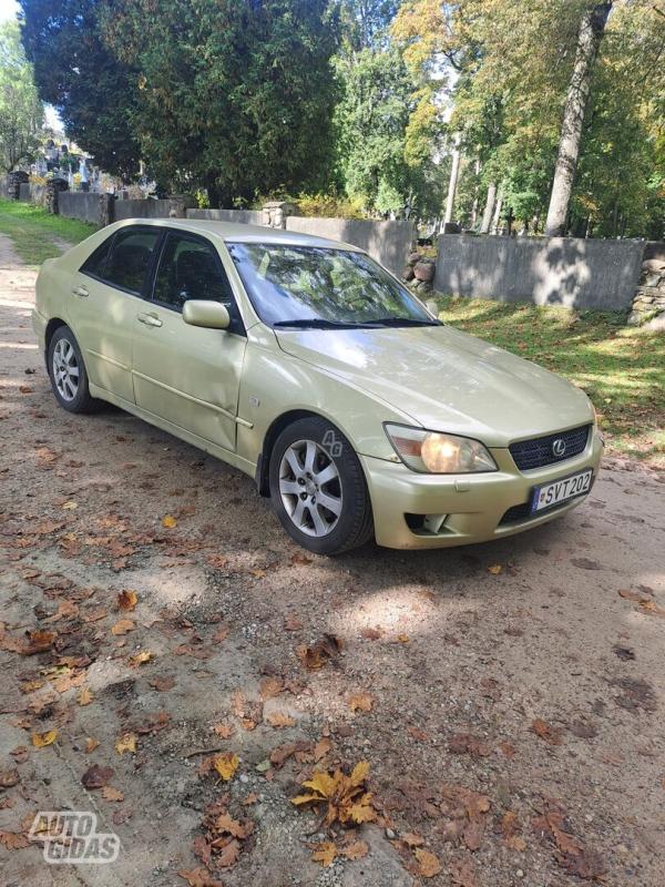 Lexus IS 200 2002 Viļņa, ar dzinēja tilpumu 2.00 L un nobraukumu 219 tūkst. km par 2950 €, foto 10 vietnē AUTOMOTO.COM.LV