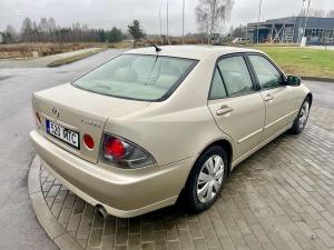 Dzeltens Lexus IS 200 2025 Viļņa, ar dzinēja tilpumu 1.99 L un nobraukumu 164 tūkst. km par 2499 €, foto 6 vietnē AUTOMOTO.COM.LV