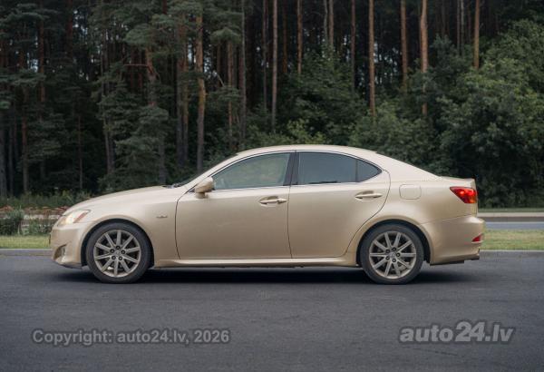 Beige Lexus IS 2006 in Tallinn, with an engine capacity of 2.50 L and mileage of 274 thousand km for 5500 €, photo 3 on AUTOMOTO.COM.LV