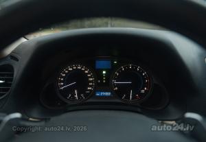 Beige Lexus IS 2006 in Tallinn, with an engine capacity of 2.50 L and mileage of 274 thousand km for 5500 €, photo 17 on AUTOMOTO.COM.LV