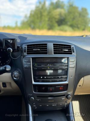Smilšu krāsa Lexus IS 2006 Tallina, ar dzinēja tilpumu 2.20 L un nobraukumu 269 tūkst. km par 3490 €, foto 12 vietnē AUTOMOTO.COM.LV