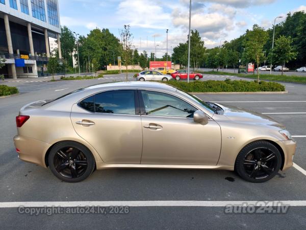 Beige Lexus IS 2006 in Tallinn, with an engine capacity of 2.50 L and mileage of 245 thousand km for 4800 €, photo 5 on AUTOMOTO.COM.LV