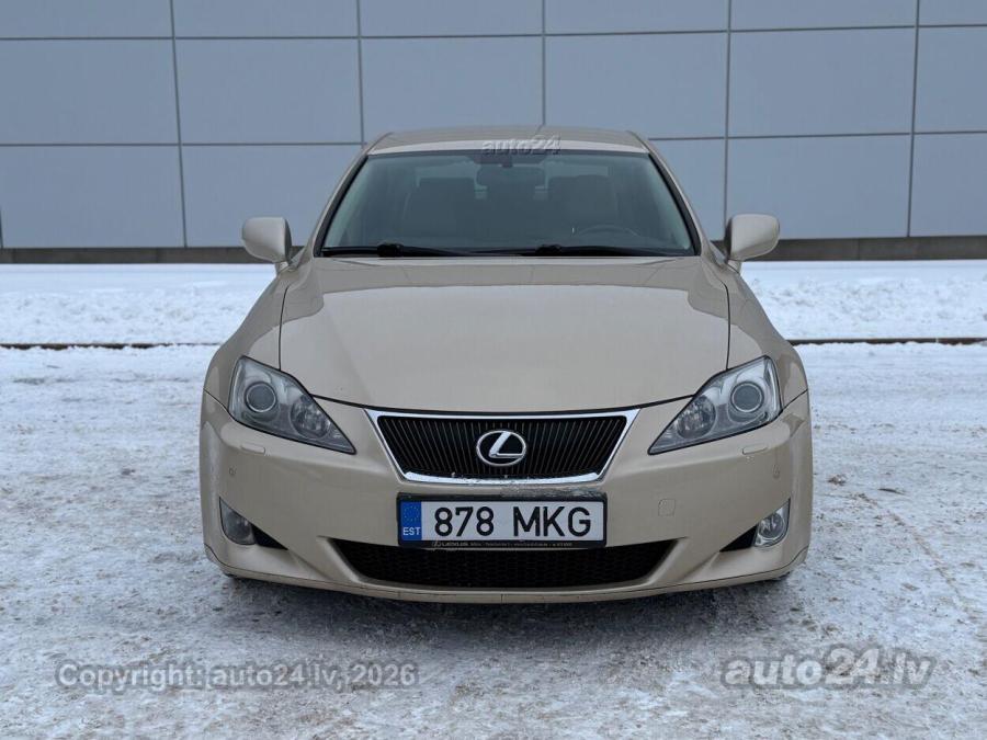Smilšu krāsa Lexus IS 2007 Tartu, ar dzinēja tilpumu 2.50 L un nobraukumu 310 tūkst. km par 3400 €, foto 2 vietnē AUTOMOTO.COM.LV