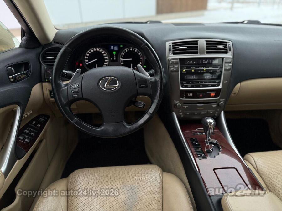 Smilšu krāsa Lexus IS 2007 Tartu, ar dzinēja tilpumu 2.50 L un nobraukumu 310 tūkst. km par 3400 €, foto 7 vietnē AUTOMOTO.COM.LV