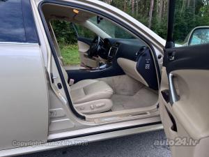 Beige Lexus IS 2007 in Tallinn, with an engine capacity of 2.50 L and mileage of 169 thousand km for 5200 €, photo 11 on AUTOMOTO.COM.LV