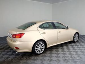 Smilšu krāsa Lexus IS 2008 Tallina, ar dzinēja tilpumu 2.50 L un nobraukumu 269 tūkst. km par 3999 €, foto 3 vietnē AUTOMOTO.COM.LV
