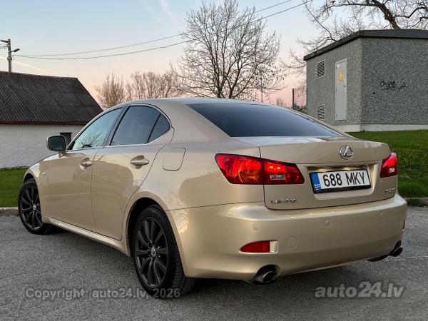 Smilšu krāsa Lexus IS 2008 Tallina, ar dzinēja tilpumu 2.50 L un nobraukumu 183 tūkst. km par 7290 €, foto 2 vietnē AUTOMOTO.COM.LV