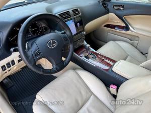 Beige Lexus IS 2008 in Tallinn, with an engine capacity of 2.50 L and mileage of 183 thousand km for 7290 €, photo 13 on AUTOMOTO.COM.LV