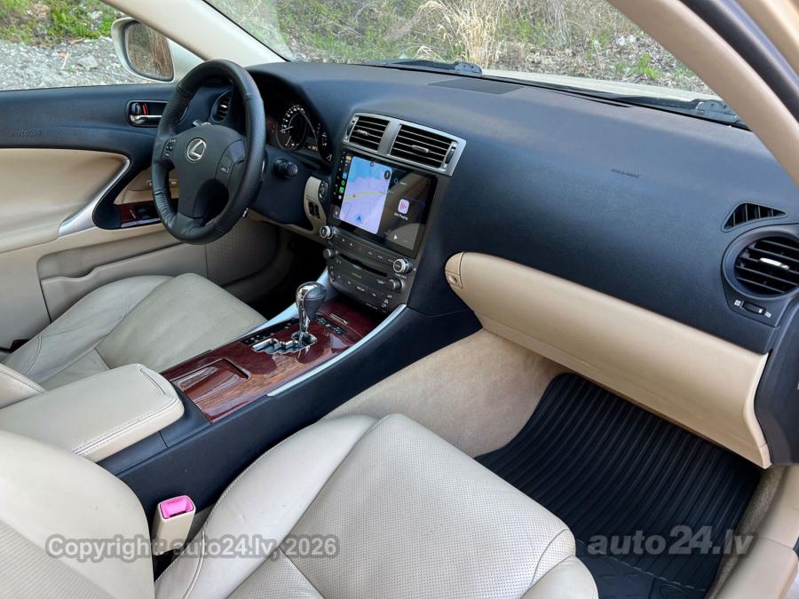 Beige Lexus IS 2008 in Tallinn, with an engine capacity of 2.50 L and mileage of 183 thousand km for 7290 €, photo 14 on AUTOMOTO.COM.LV