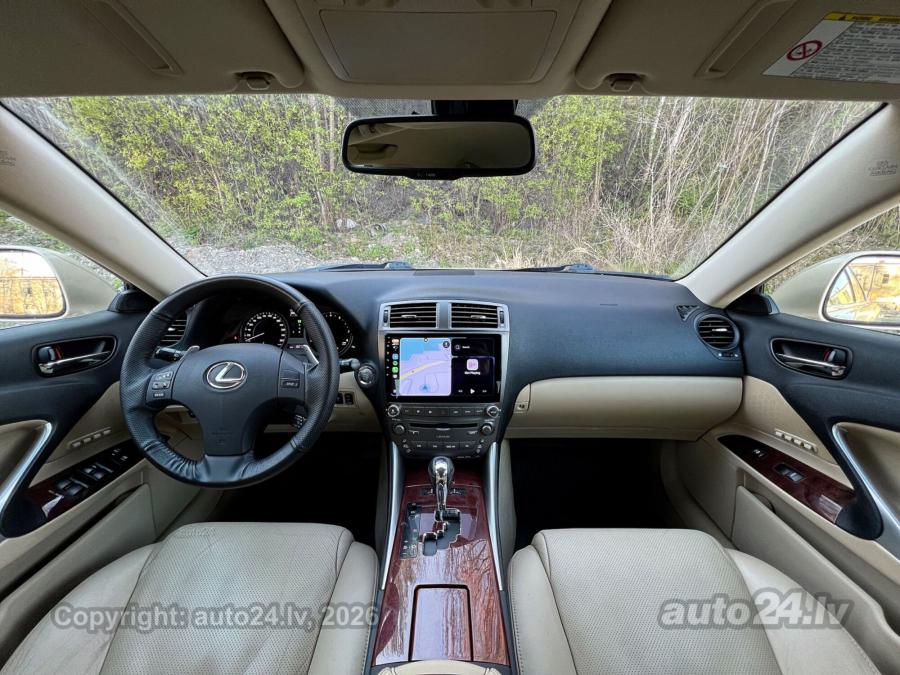 Beige Lexus IS 2008 in Tallinn, with an engine capacity of 2.50 L and mileage of 183 thousand km for 7290 €, photo 16 on AUTOMOTO.COM.LV