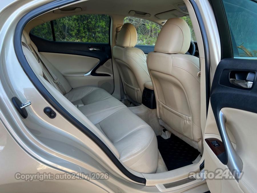 Beige Lexus IS 2008 in Tallinn, with an engine capacity of 2.50 L and mileage of 183 thousand km for 7290 €, photo 20 on AUTOMOTO.COM.LV