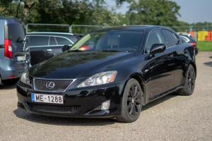 Black Lexus IS 2007 in Liepaja, with an engine capacity of 2.50 L and mileage of 197 thousand km for 5850 €, photo  on AUTOMOTO.COM.LV