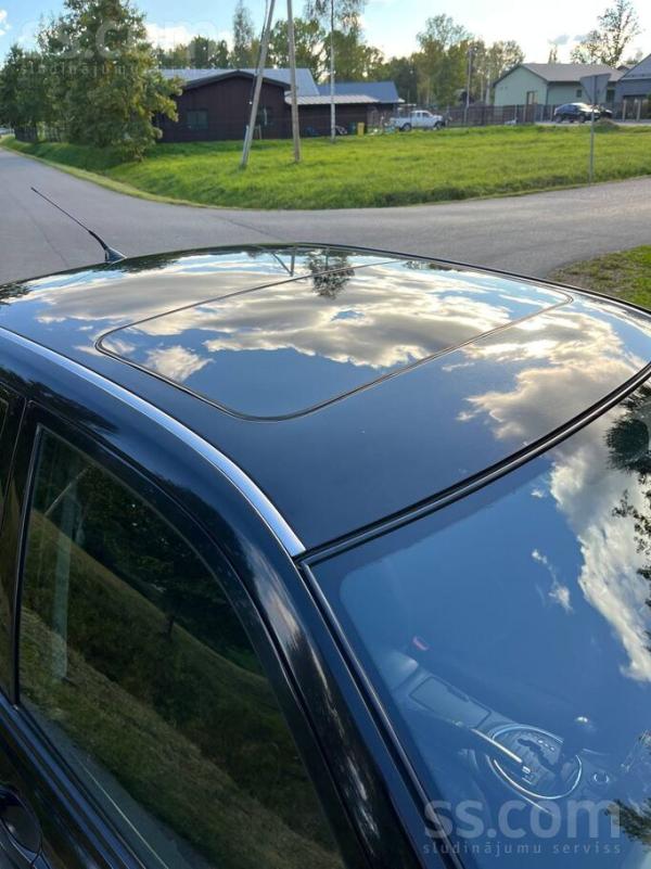 Black Lexus IS 2000 in Jelgava, with an engine capacity of 2.00 L and mileage of 248 thousand km for 1800 €, photo 4 on AUTOMOTO.COM.LV