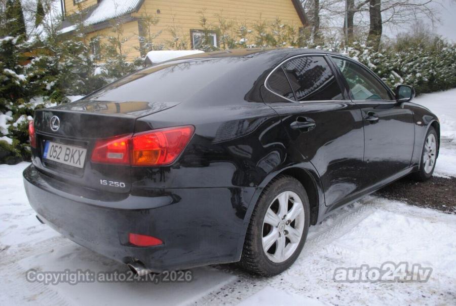 Black Lexus IS 2006 in Voru, with an engine capacity of 2.50 L and mileage of 244 thousand km for 3500 €, photo 4 on AUTOMOTO.COM.LV