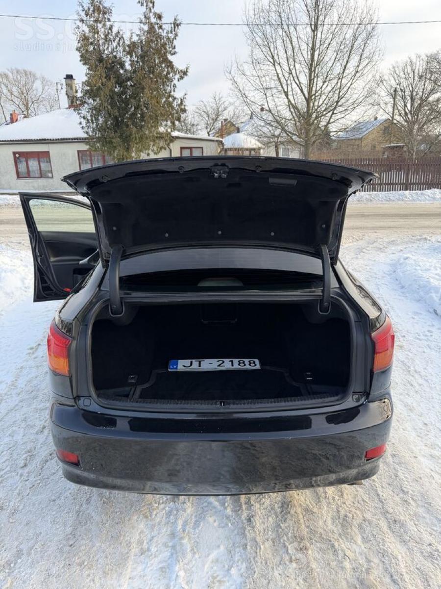 Melns Lexus IS 2006 Ventspils, ar dzinēja tilpumu 2.20 L un nobraukumu 313 tūkst. km par 3300 €, foto 14 vietnē AUTOMOTO.COM.LV
