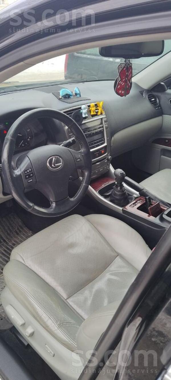 Melns Lexus IS 2006 Saldus, ar dzinēja tilpumu 2.20 L un nobraukumu 227 tūkst. km par 3100 €, foto 7 vietnē AUTOMOTO.COM.LV