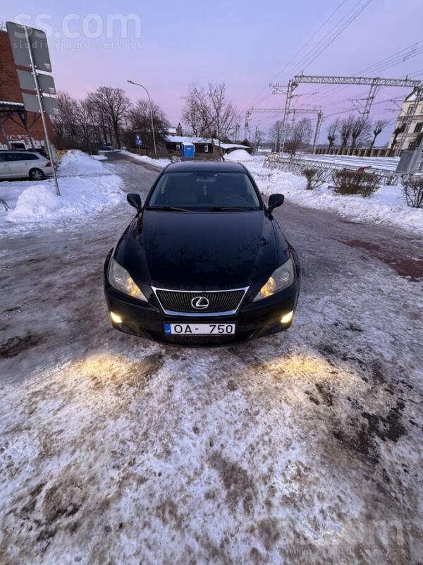 Melns Lexus IS 2006 Jūrmala, ar dzinēja tilpumu 2.50 L un nobraukumu 211 tūkst. km par 3950 €, foto 1 vietnē AUTOMOTO.COM.LV