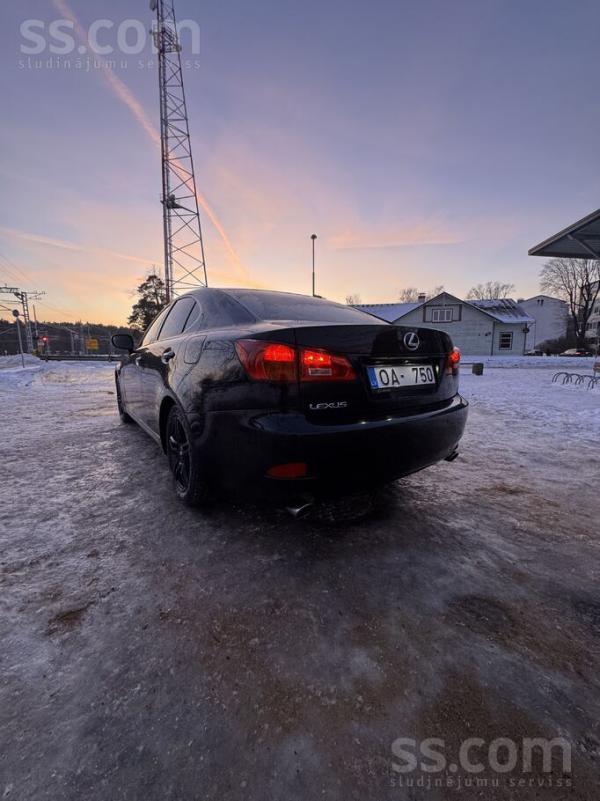 Melns Lexus IS 2006 Jūrmala, ar dzinēja tilpumu 2.50 L un nobraukumu 211 tūkst. km par 3950 €, foto 7 vietnē AUTOMOTO.COM.LV