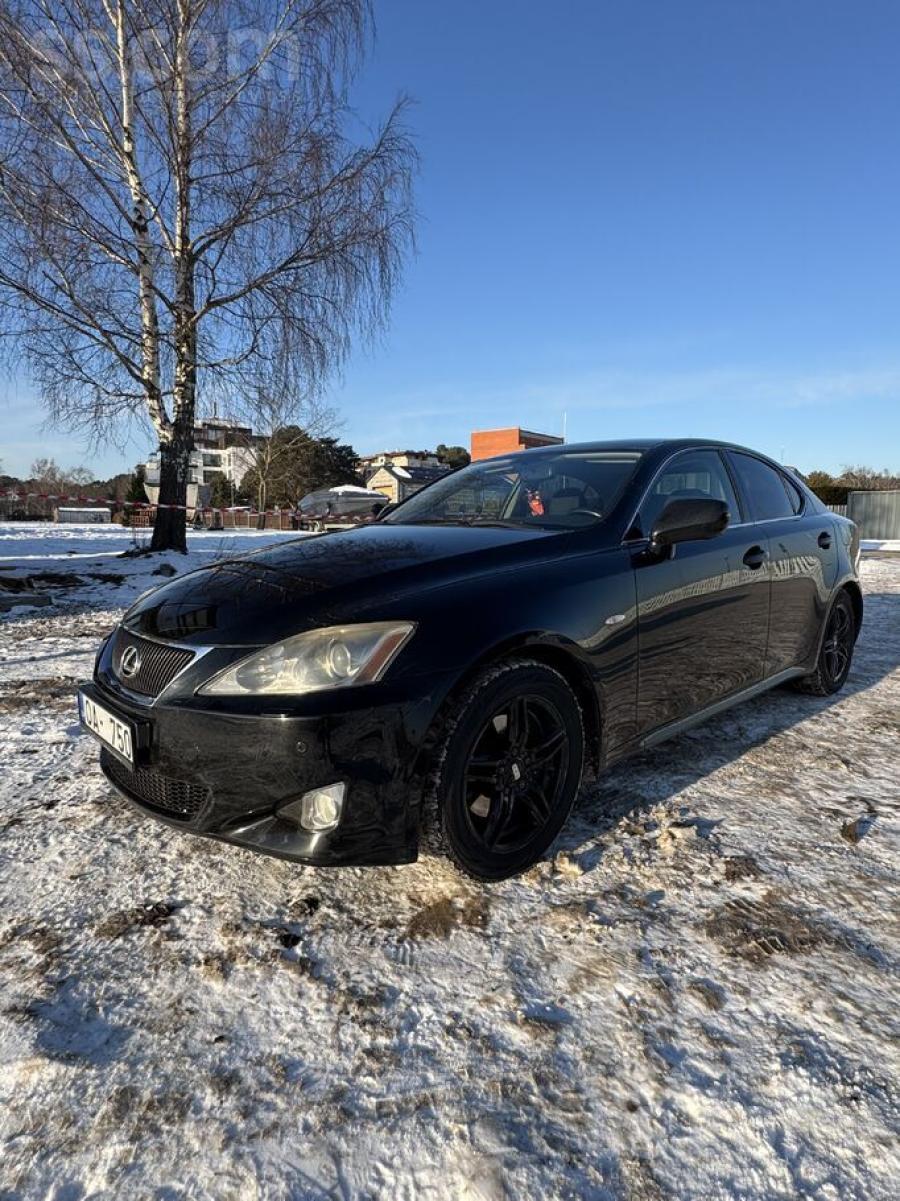 Black Lexus IS 2006 in Jurmala, with an engine capacity of 2.50 L and mileage of 212 thousand km for 4000 €, photo 1 on AUTOMOTO.COM.LV