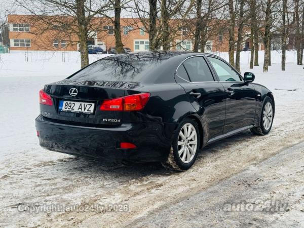 Black Lexus IS 2006 in Tallinn, with an engine capacity of 2.20 L and mileage of 234 thousand km for 3250 €, photo 2 on AUTOMOTO.COM.LV
